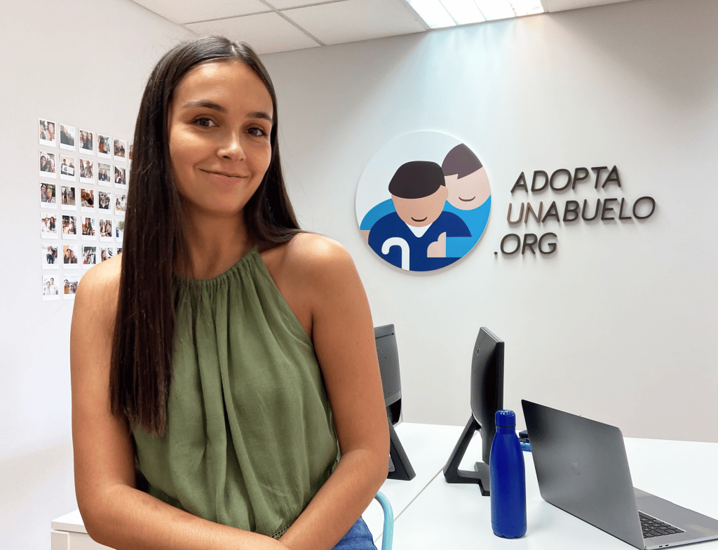 Rebeca López nueva vicepresidenta de Adopta Un Abuelo | Adopta Un Abuelo